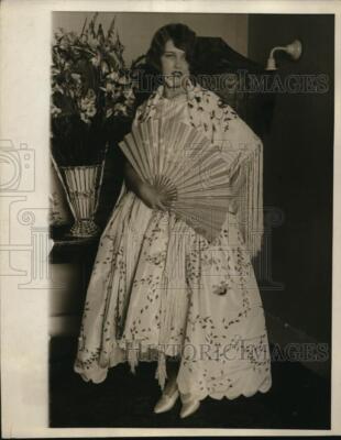 1926 Press Photo Frances Peaches Browning in goen & Spanish shawl | eBay