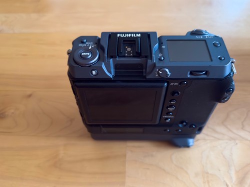 FUJIFILM GFX 100 102MP Digital SLR Camera (Body Only) Shutter Count ...