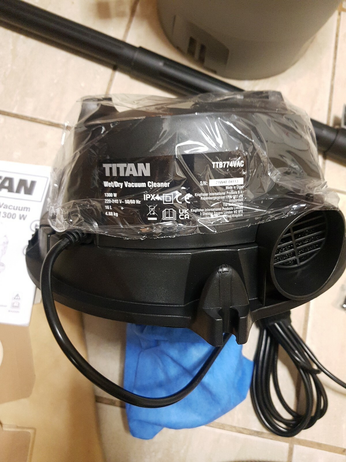 TITAN 1300W 16LTR WET & DRY HEAVY DUTY VACUUM BLOWER/HOOVER 240V +2 ...