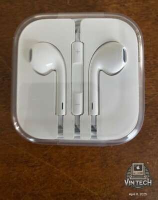 NEW Original Apple iPhone EarPods 3.5mm Jack Wired Earbuds Earphones ...