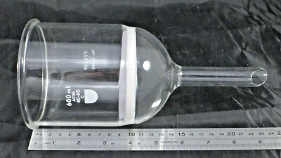 Lab Glassware - Pyrex Buchner Funnel