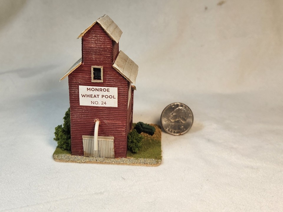Z scale scratch built MONROE WHEAT POOL DIORAMA - building, structure ...