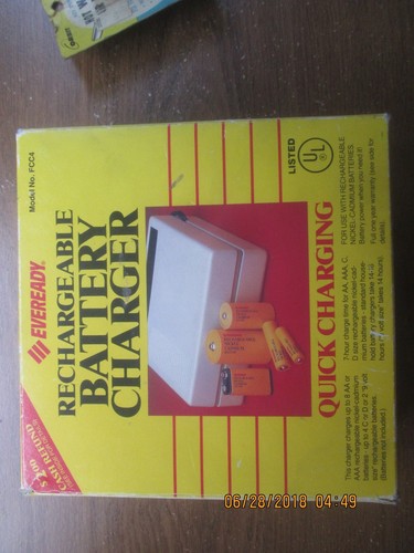 EVEREADY rechargeable BATTERY CHARGER (model FCC4) Vintage | eBay