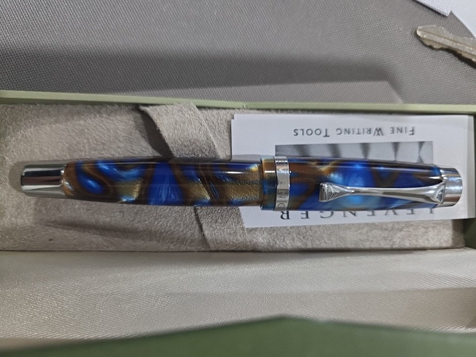 Levenger Plumpster Pair | eBay