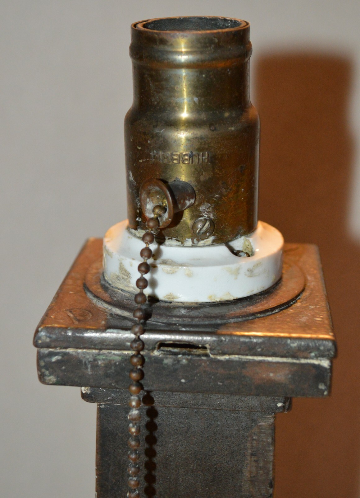 ANTIQUE SLAG LAMP BASE HARVEY HUBBELL SOCKET | eBay
