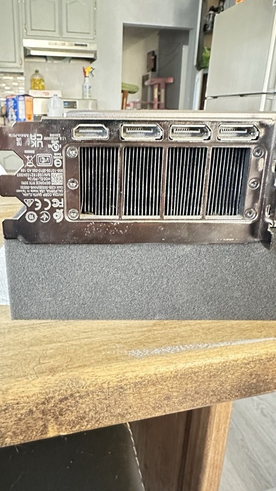 [BROKEN/PICK UP ONLY] NVIDIA GeForce RTX 3090 Graphics Card, (BROKEN ...