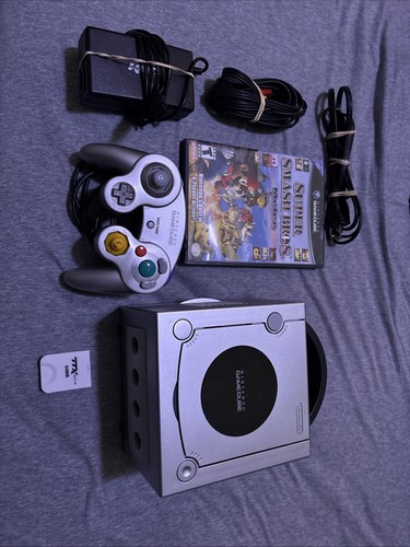 Nintendo GameCube DOL-101 SILVER Console Controller and Smash Bros ...