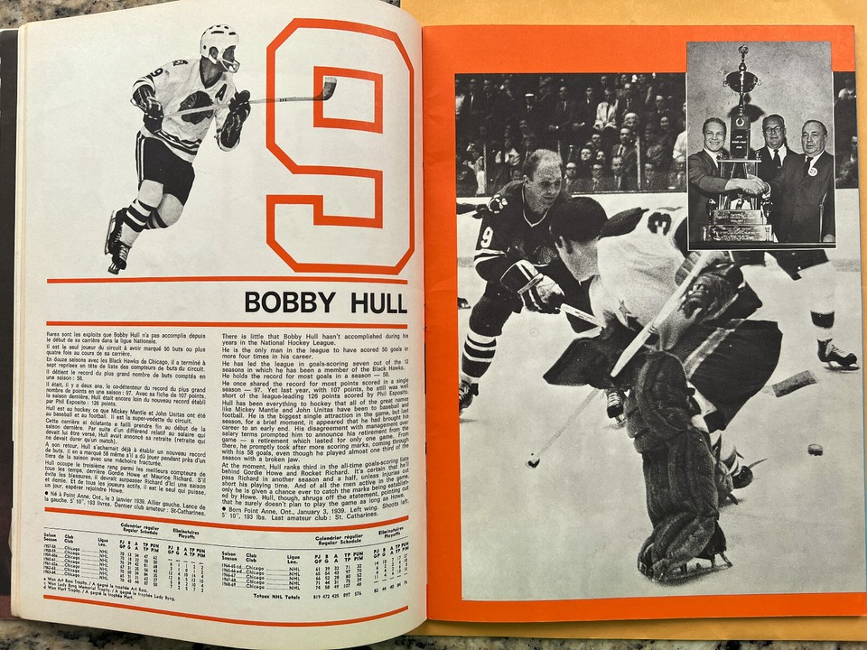 1969-70 Black Hawks Yearbook - La Revue Sportive Canadiens Sports ...