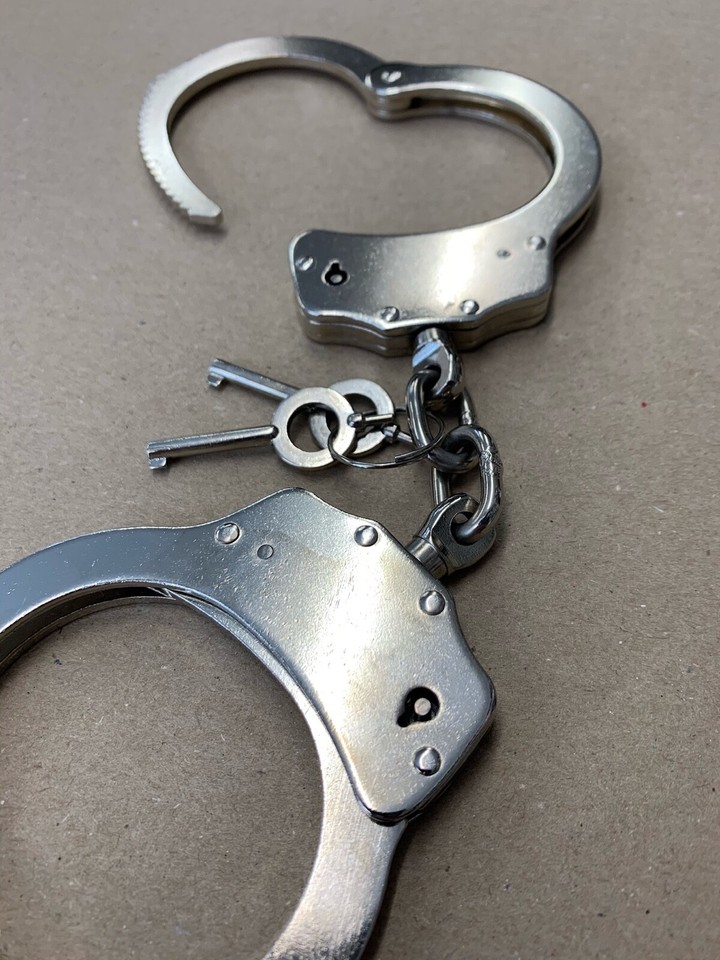 SILVER SOLID STEEL POLICE HANDCUFFS DOUBLE LOCKING, CHAIN Professional ...