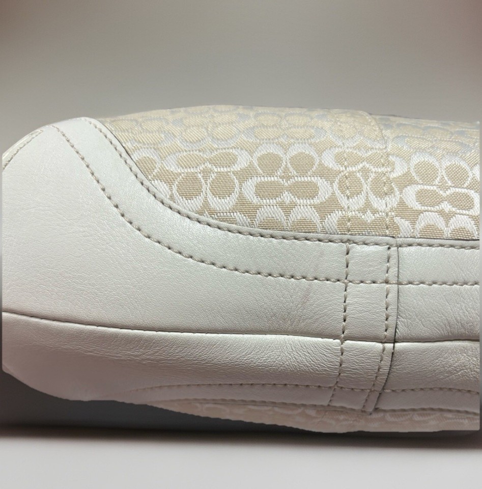 Vintage Coach Signature Jacquard Soho Mini Canvas Shoulder Bag•Y2K Wht ...