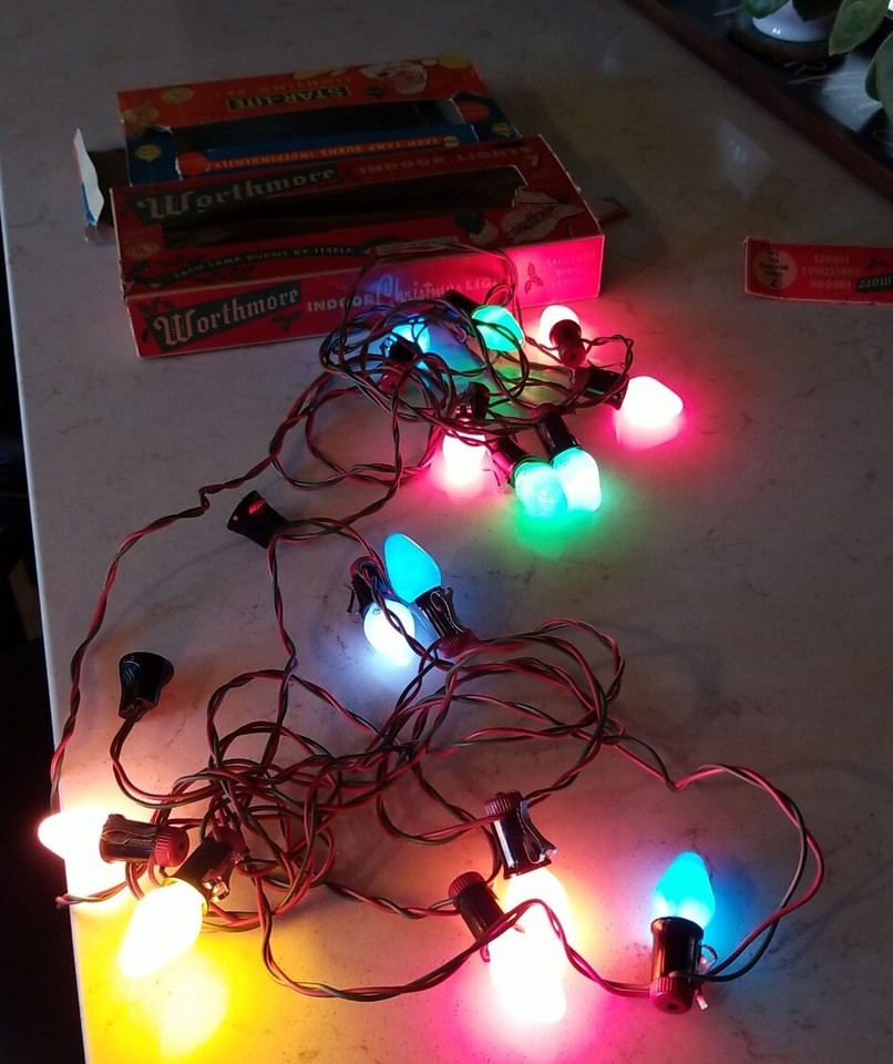 Lot 2 Vintage 7 Bulb Christmas Light Strands C7 Green/Red Wire Tested ...