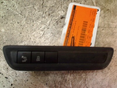 PDC SCHALTER PDC SWITCH Peugeot 208 I (CA/CC/CK/CL) 2016 01161661211 | eBay