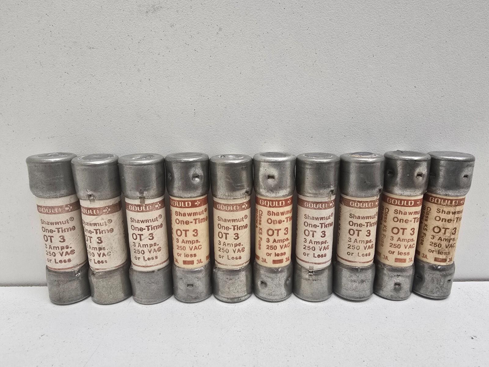 LOT OF (10) NEW OLD STOCK! GOULD SHAWMUT 3A FUSES OT3 | eBay