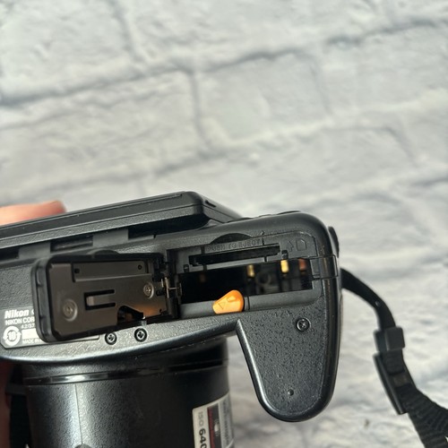 FOR PARTS REPAIR Nikon COOLPIX P90 12.1MP Digital Camera Black With ...