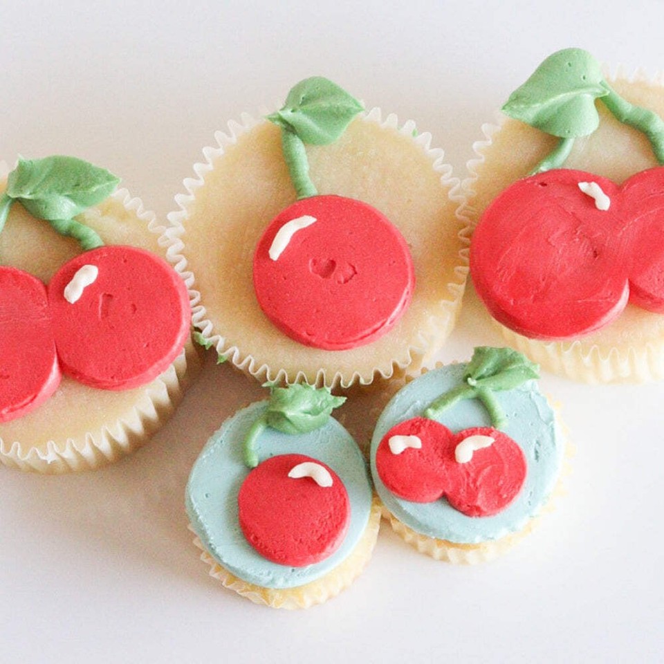 Colour Mill Oil Based Food Coloring 20ml Red | eBay