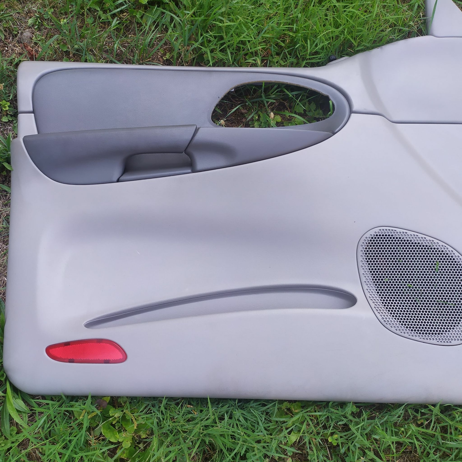 🔥02-09 CHEVY TRAILBLAZER Door Panel Front LEFT Driver Arm Rest LIGHT ...