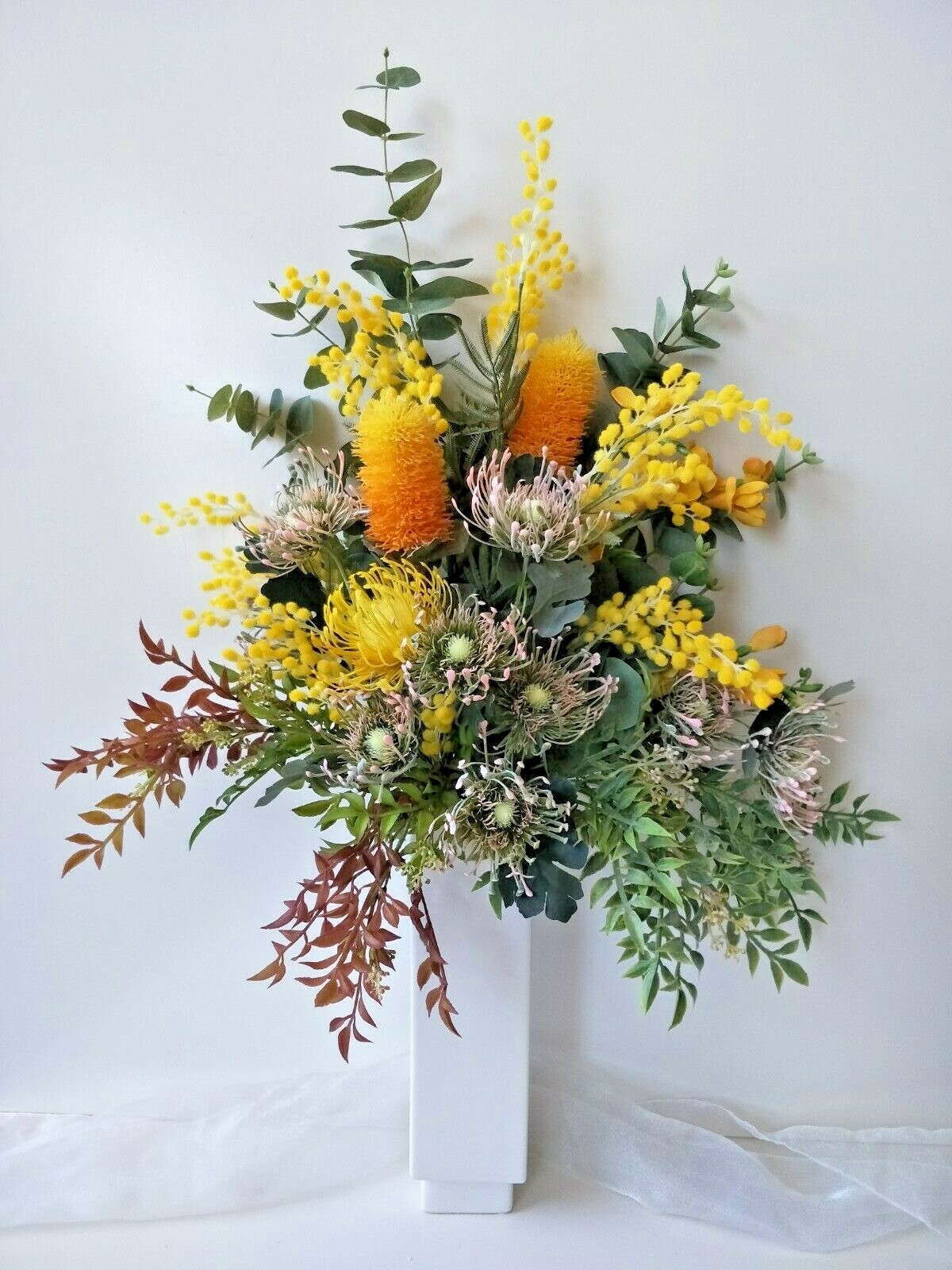 AUSTRALIAN NATIVE FLOWER ARRANGEMENT BOUQUET WATTLE BANKSIA EUCALYPTUS ...