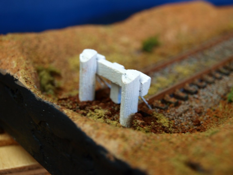 VR buffer stops kit in HO scale Twin pack | eBay Australia