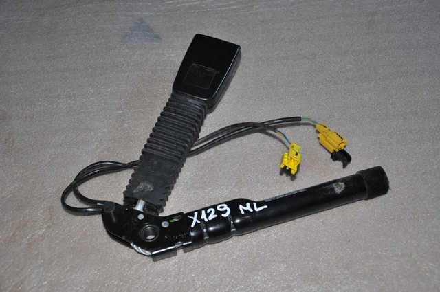 07-11 MERCEDES X164 W164 Front Right Seat Belt Buckle Receiver ...