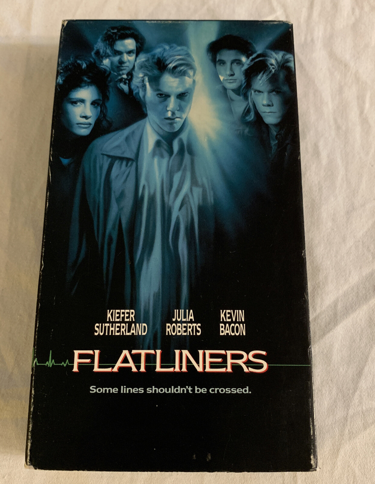 Flatliners (VHS, 1990) Tested Julia Roberts Kevin Bacon Joel Schumacher ...