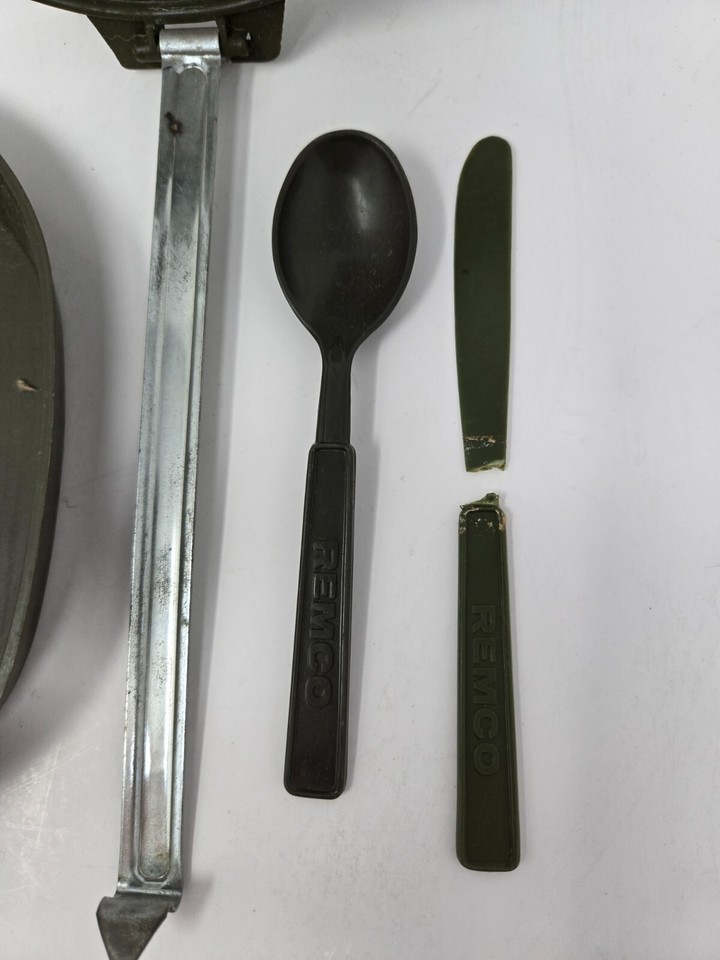 Vintage Vietnam War US Marines Remco USMC Plastic Mess Kit Boy Scout ...