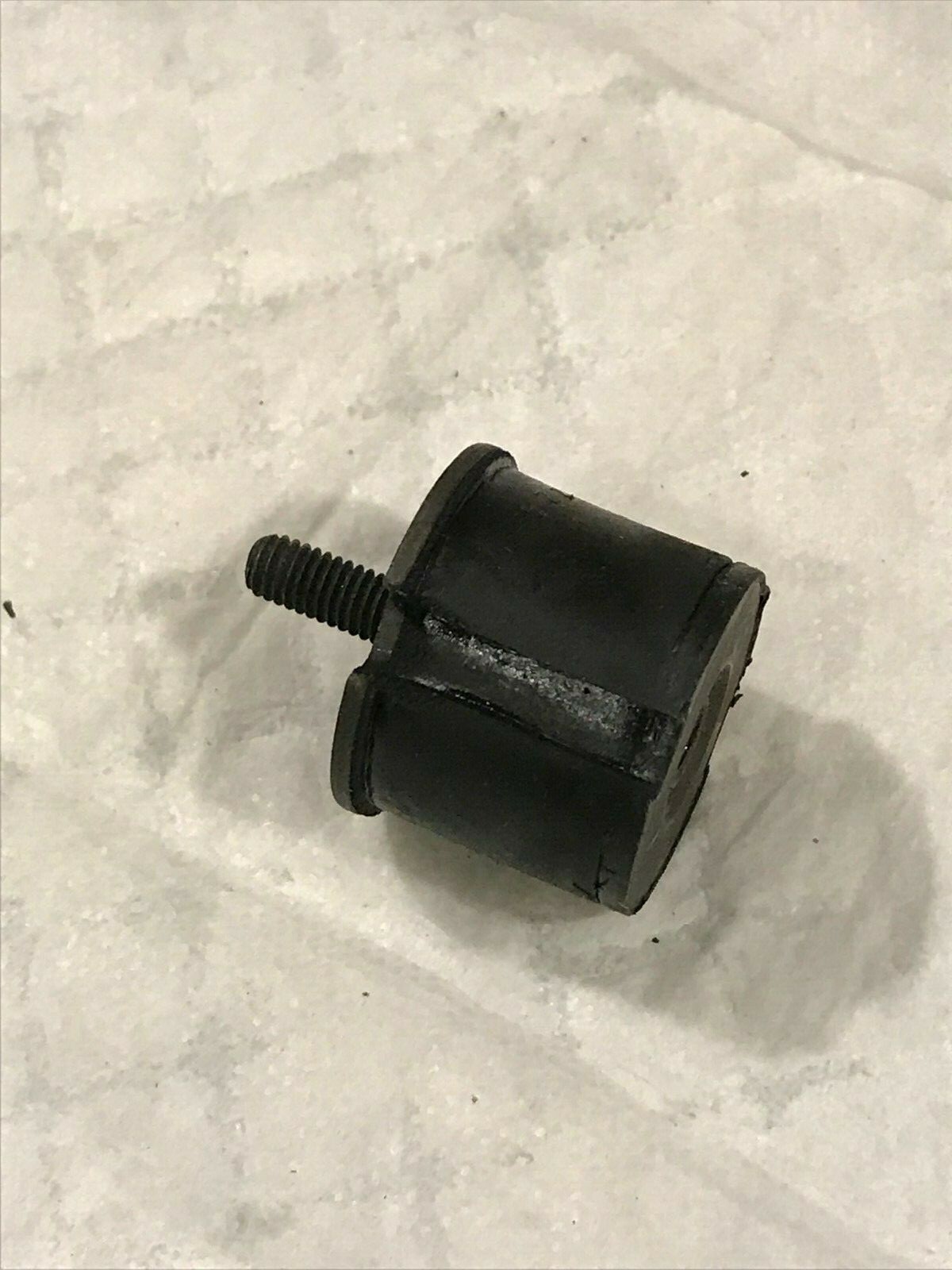 Vintage POULAN CHAINSAW S6000 6000 DOLMAR 153 AV buffer bushing in good ...