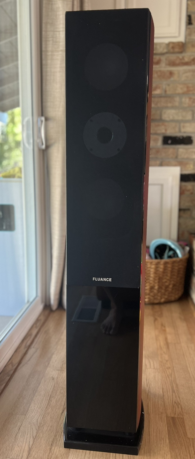Fluance XL7F Tower SpeakersのeBay公認海外通販｜セカイモン