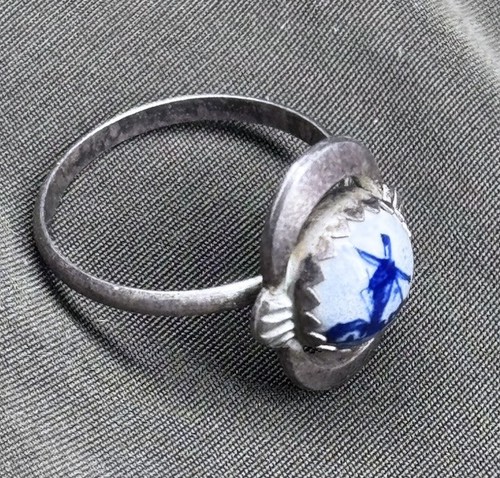 VTG SILVER RING (Less Than Sterling) DELFT BLUE WINDMILL Ceramic Cab 3.75 Small | eBay