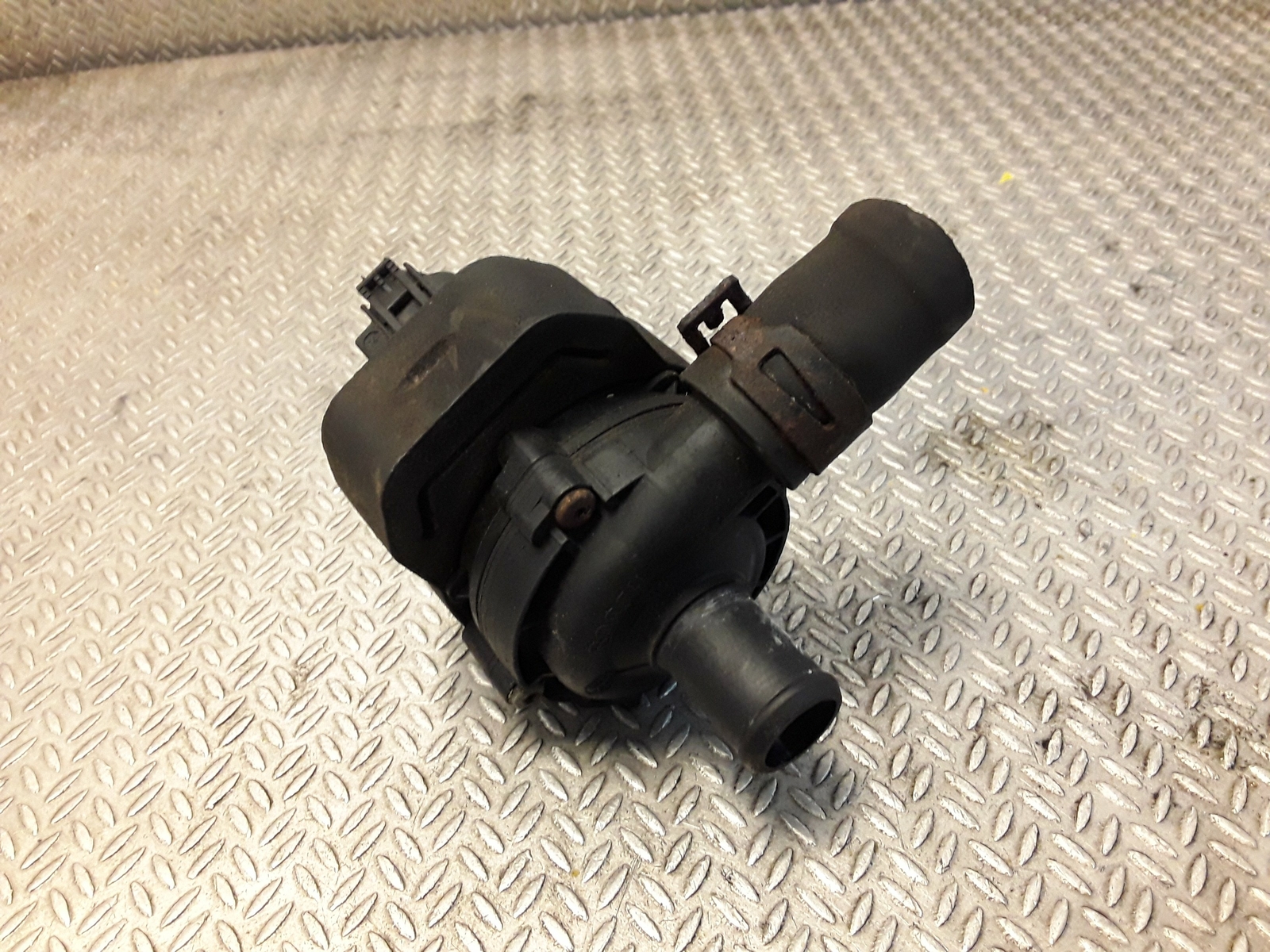 MERCEDES W211 WATER PUMP E CLASS W211 280 320 CDI 3.0 Diesel 2118350264 ...