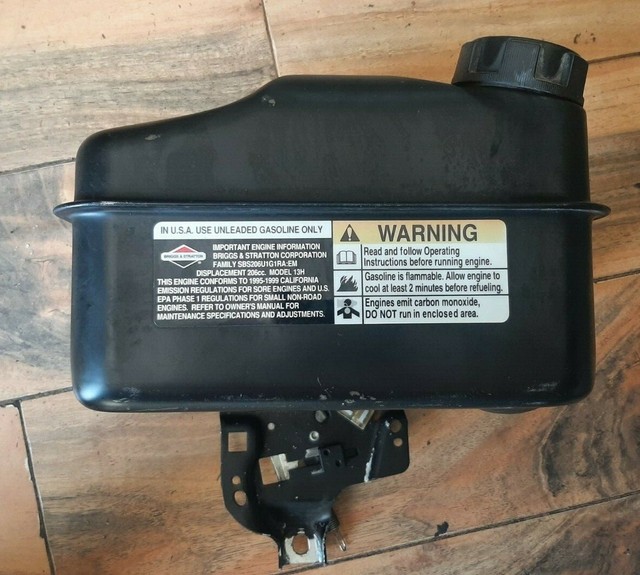 Briggs & Stratton 694315 Fuel Tank for sale online | eBay