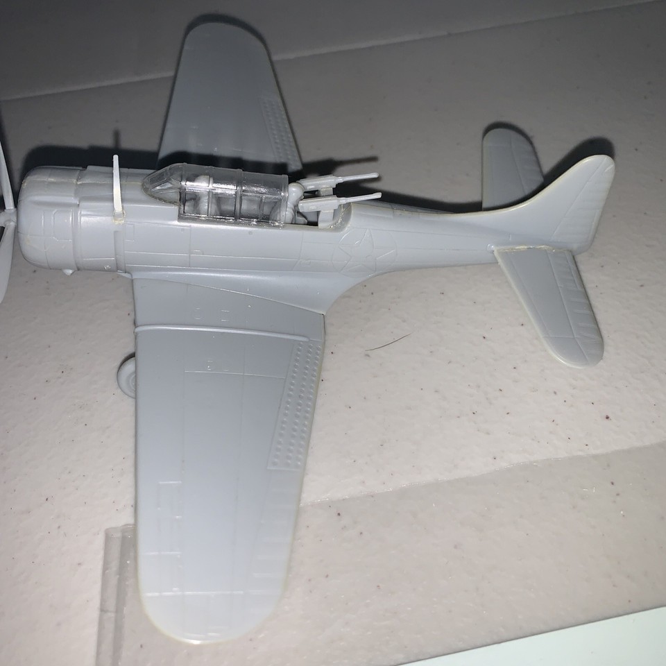 1984 Testors Model Aircraft Kit SBD Dauntless 1:72 Scale #693 US ...