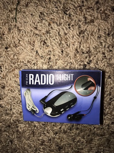 Vintage FM SCAN RADIO WITH LIGHT Electronics Music NEW IN BOX Old ...