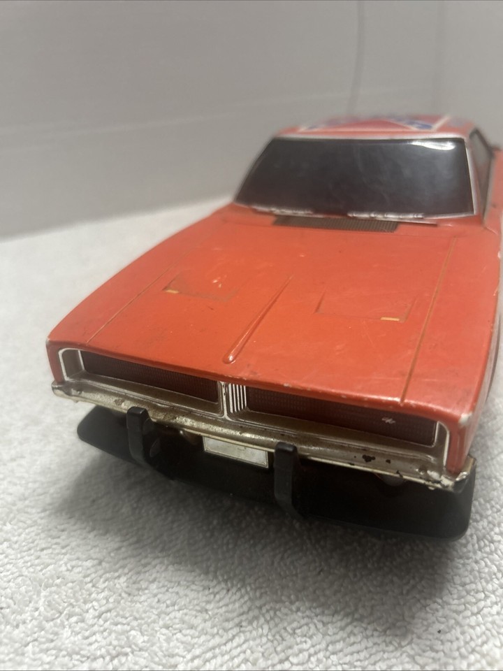 2005 Dukes of Hazzard General Lee RC Car 1/18 Malibu No Remote Untested ...