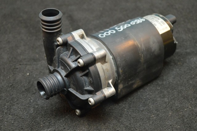 2011 W221 MERCEDES S63 AMG V8 BI TURBO AUXILIARY WATER PUMP OEM ...