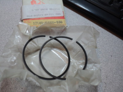 1977 SUZUKI RM125 RM 125 PISTON RING SET .050 NOS OE 12140-41660-050 12140-41680 | eBay