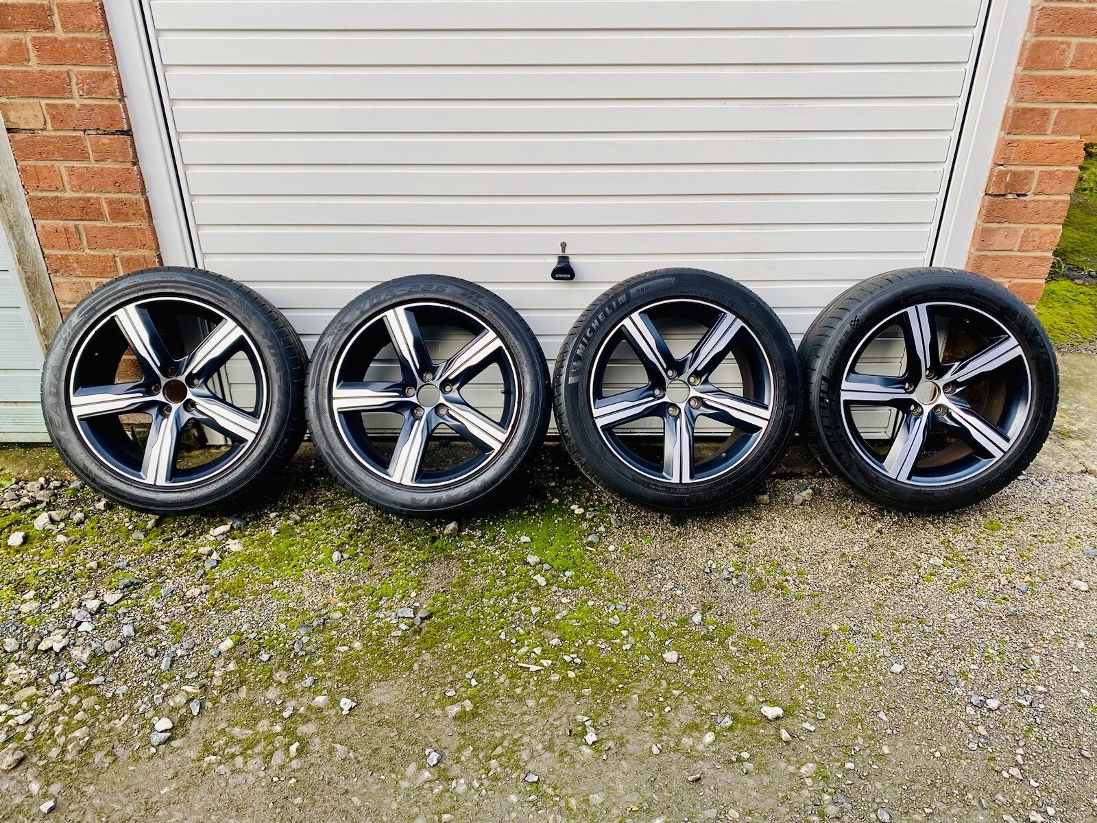 GENUINE VOLVO S90 V90 18" R-DESIGN ALLOY WHEELS & TYRES 245 45 18 ...