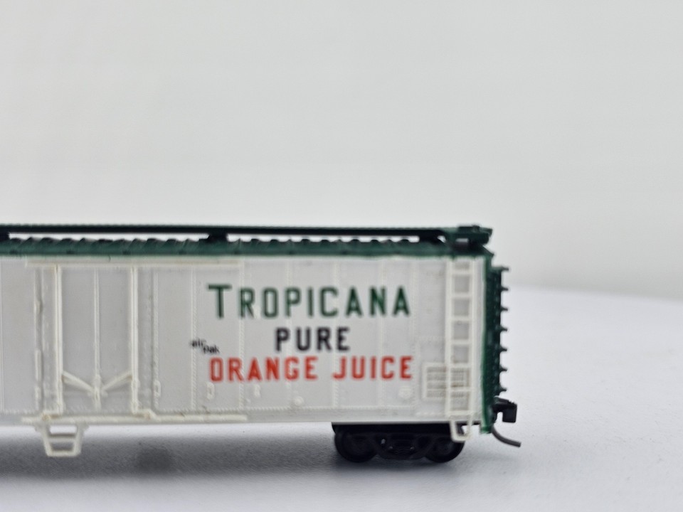 *READ* Bachmann N Scale Tropicana Pure Orange Juice Box Car TPIX 742 ...