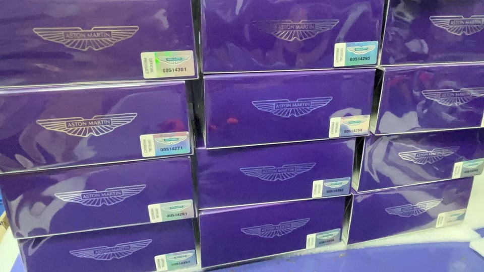 XiaoGuang Model 1/64 Scale Aston Martin DB12 Coupe Purple Diecast car ...