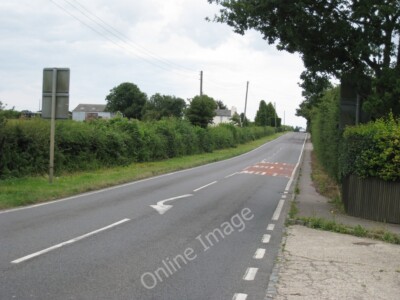Photo 6x4 A260, Canterbury Road Selsted Through Selsted, the road ...