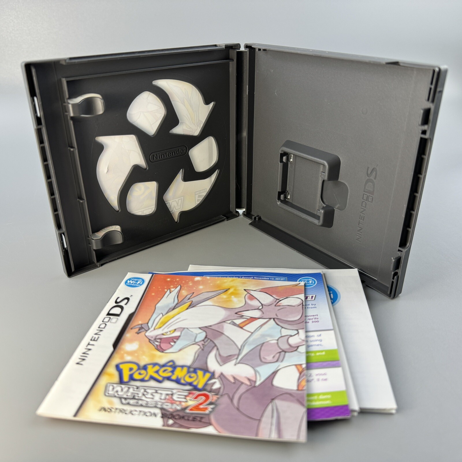NO GAME! CASE, MANUAL & INSERTS ONLY! For Pokemon White Version 2 ...