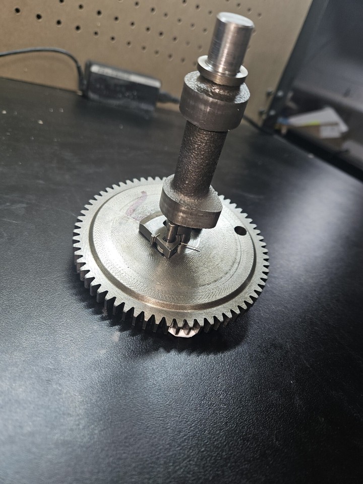 Briggs and stratton OEM camshaft #84005207 oil slinger #691968 tappets ...