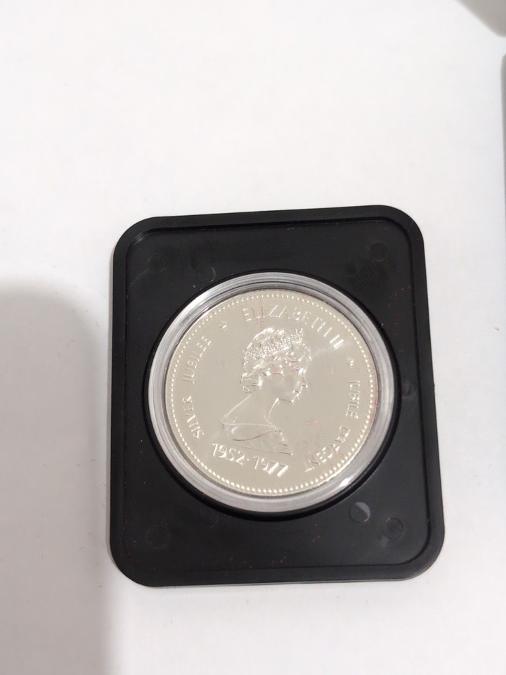 Royal Canadian Mint 1977 Silver Dollar Throne Of The Senate ...