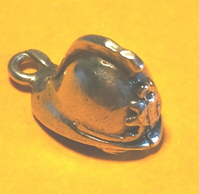 7) ENGLISH BOBBY HELMET, 1,3 g - 1,2 cm Vintage sterling silver charm ...
