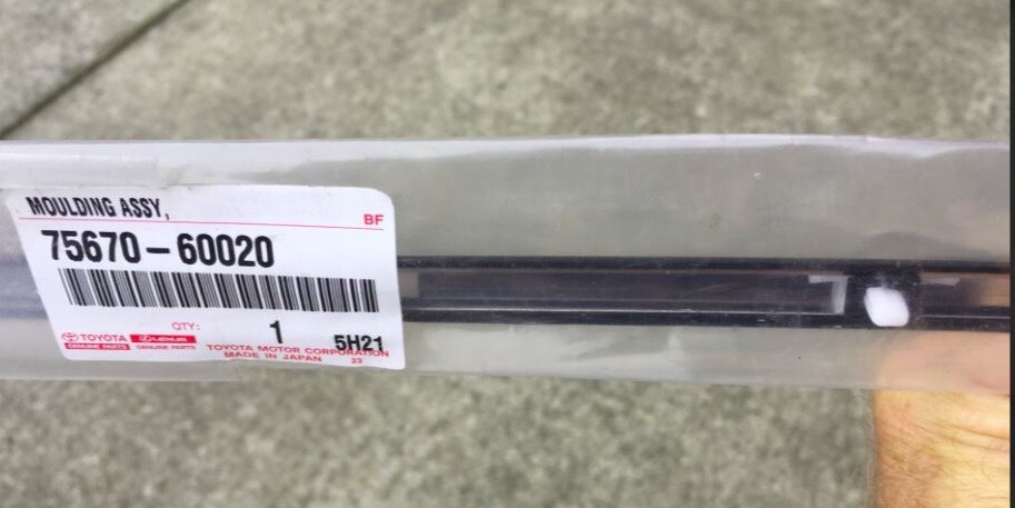 Toyota Genuine Land Cruiser 80 Lexus LX450 Quarter Belt Moulding FZJ80 ...