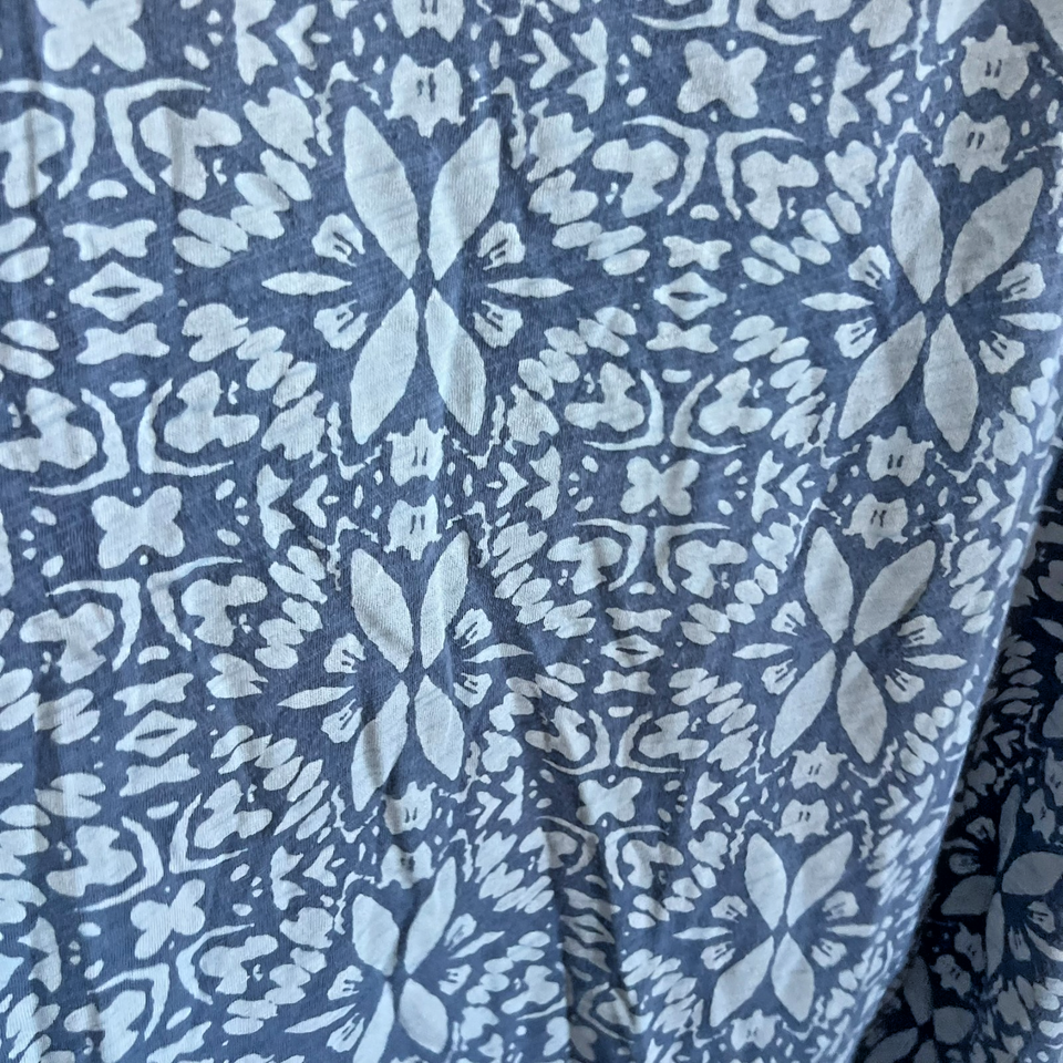 Fresh Produce Women’s Tank Blue Geometric Print Open Keyhole Back Sz ...