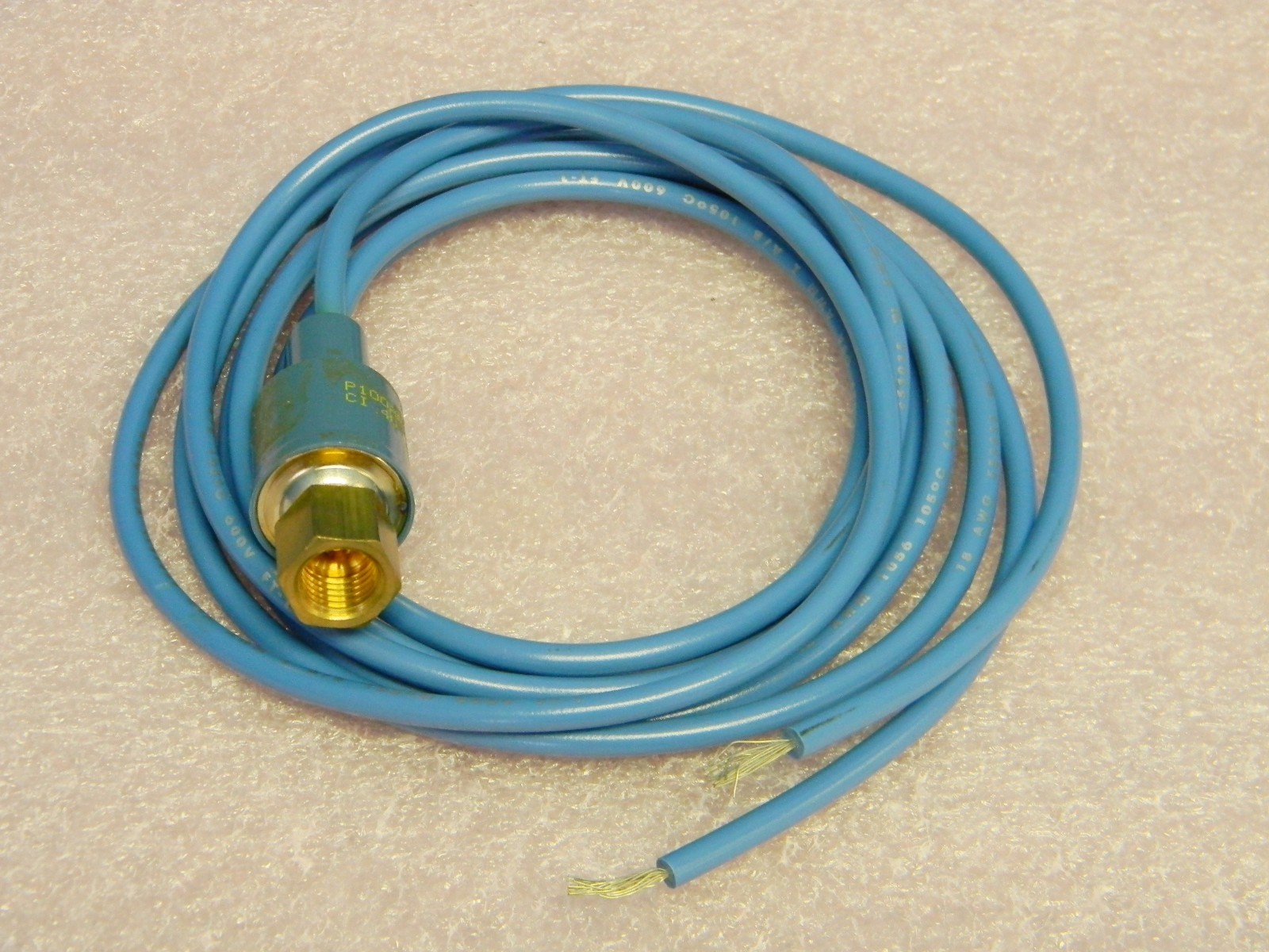 Johnson Controls P100 Series Encapsulated Pressure Switch for sale ...