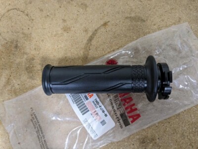 NEW 2015 - 2023 YAMAHA YZF-R3 YZFR3 MT-03 OEM RH RIGHT THROTTLE TUBE W ...