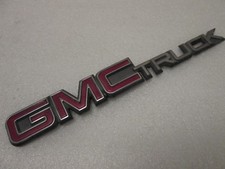 OEM GM GMC Truck Tailgate Badge Emblem Yukon C1500 Jimmy Sonoma ...