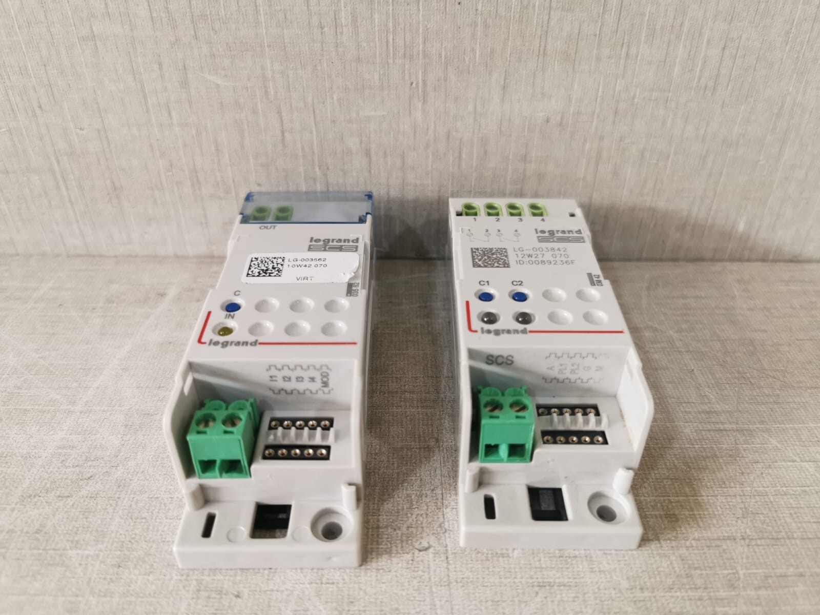 LEGRAND SCS 035 62 2-DIN MODULES + LEGRAND SCS 038 42 SCS GATEWAY ...