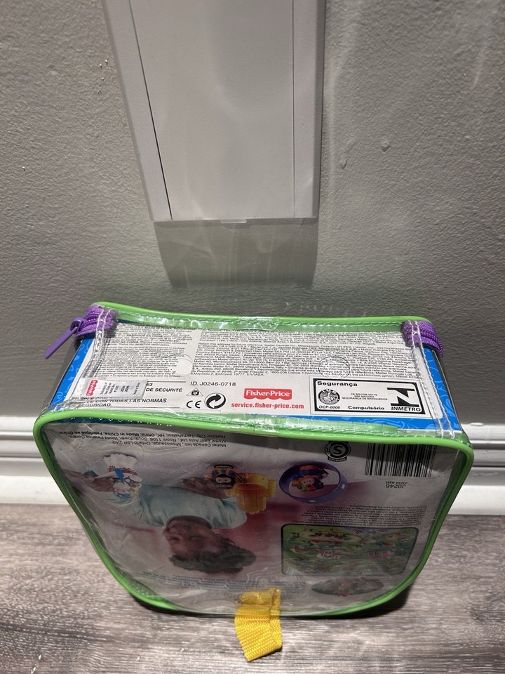 NEW 2005 Fisher Price Little People Castle Set King Jester Wizard ...